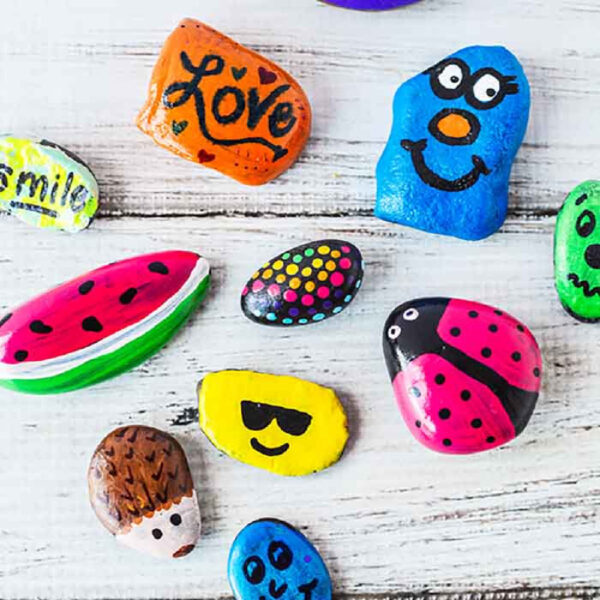 DIY Painted Rocks - how to paint rocks for outdoors