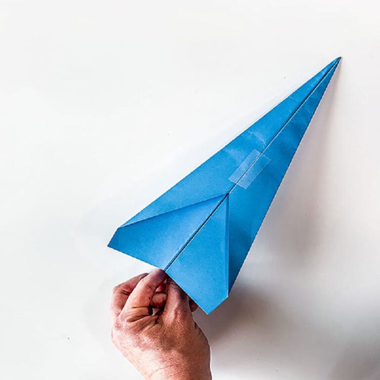 How to make a paper airplane - easy step by step instructions