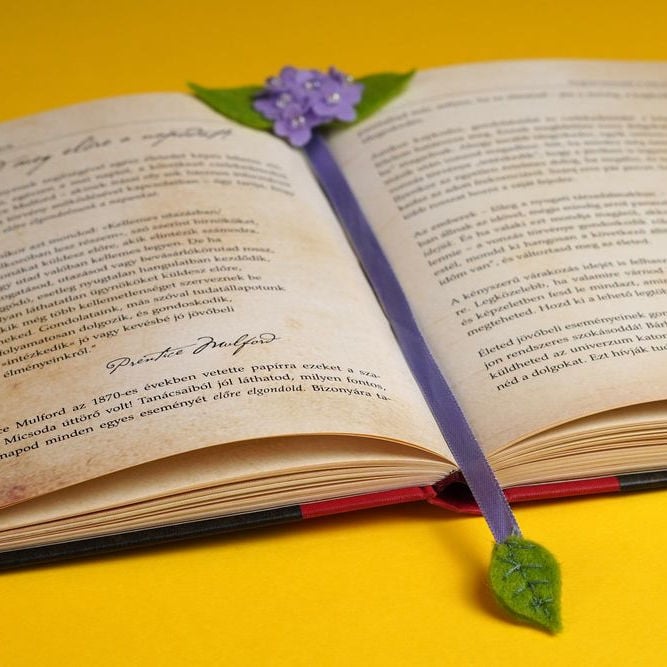 DIY Bookmark Ideas - One Crazy Mom
